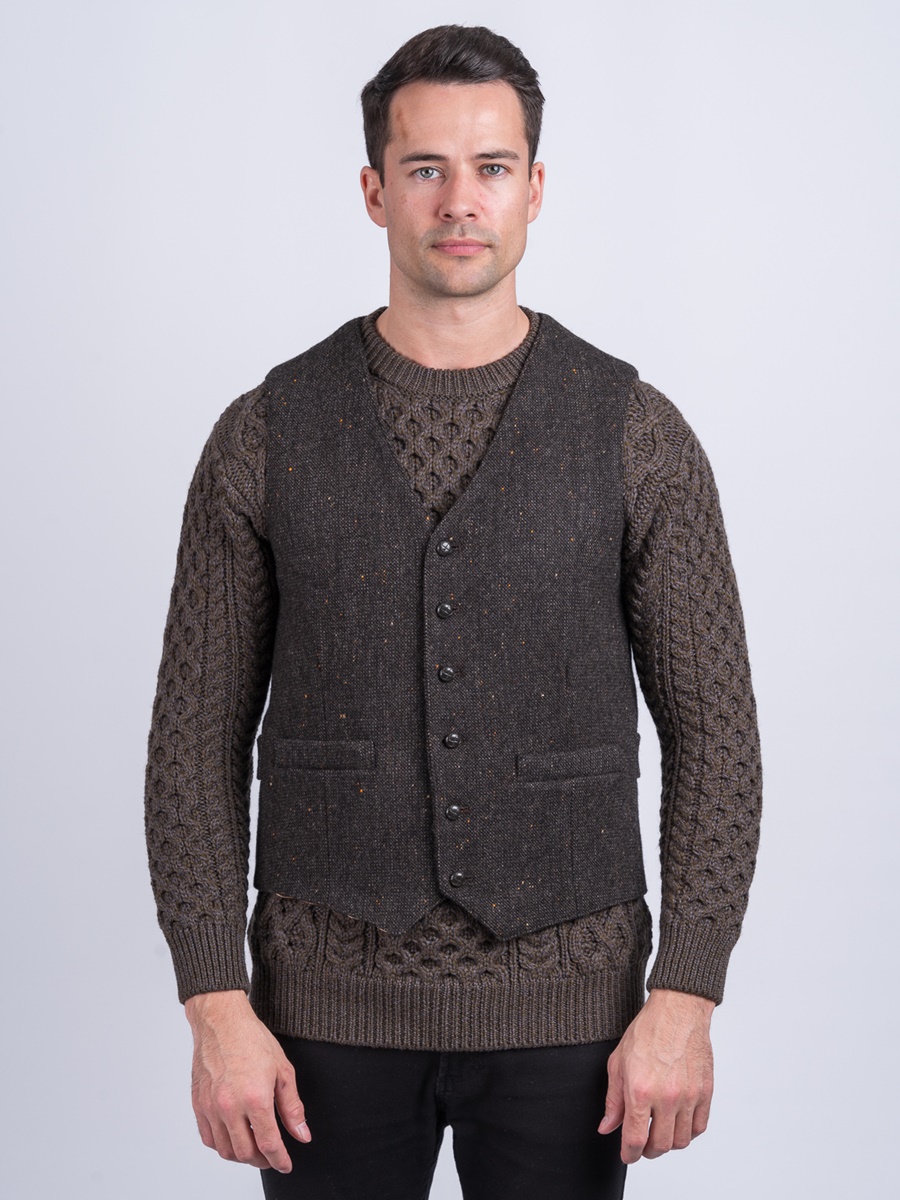 Oscar Wilde Single Breasted Hopsack Brown Irish Tweed Waistcoat at ...
